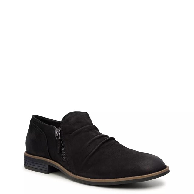 Clarks Camzin Pace Wide Width Slip-On | The Shoe Company