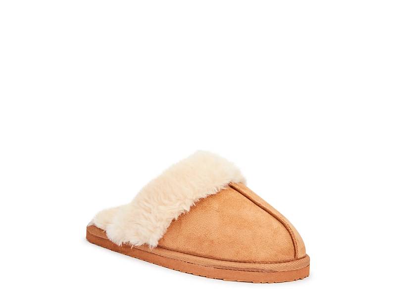 UGG Women s Classic Slipper The Shoe Company