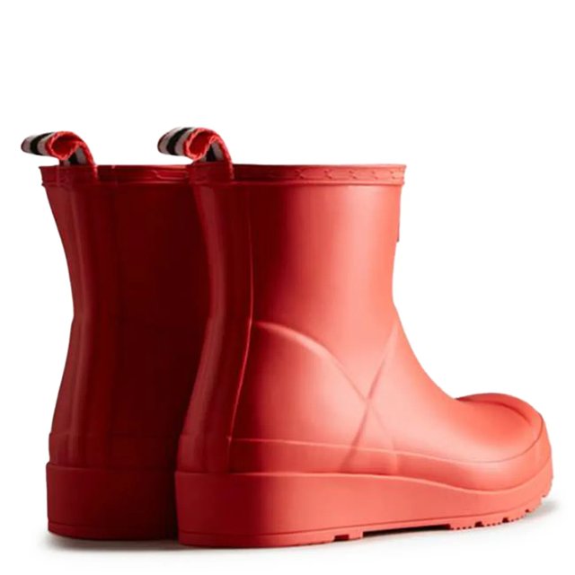 HUNTER Women's Short Play Rain Boot | The Shoe Co.