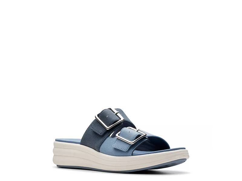 Crocs Women's Brooklyn Platform Wedge Sandal | The Shoe Company