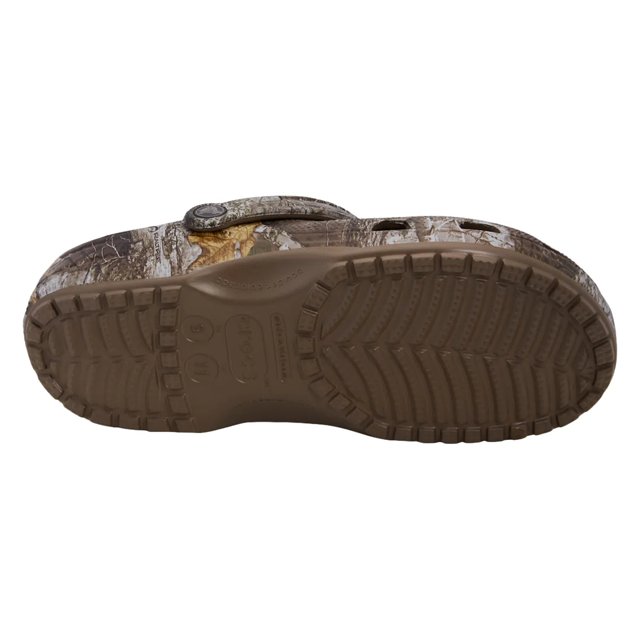 Crocs Unisex Classic Realtree Edge Clog | The Shoe Company
