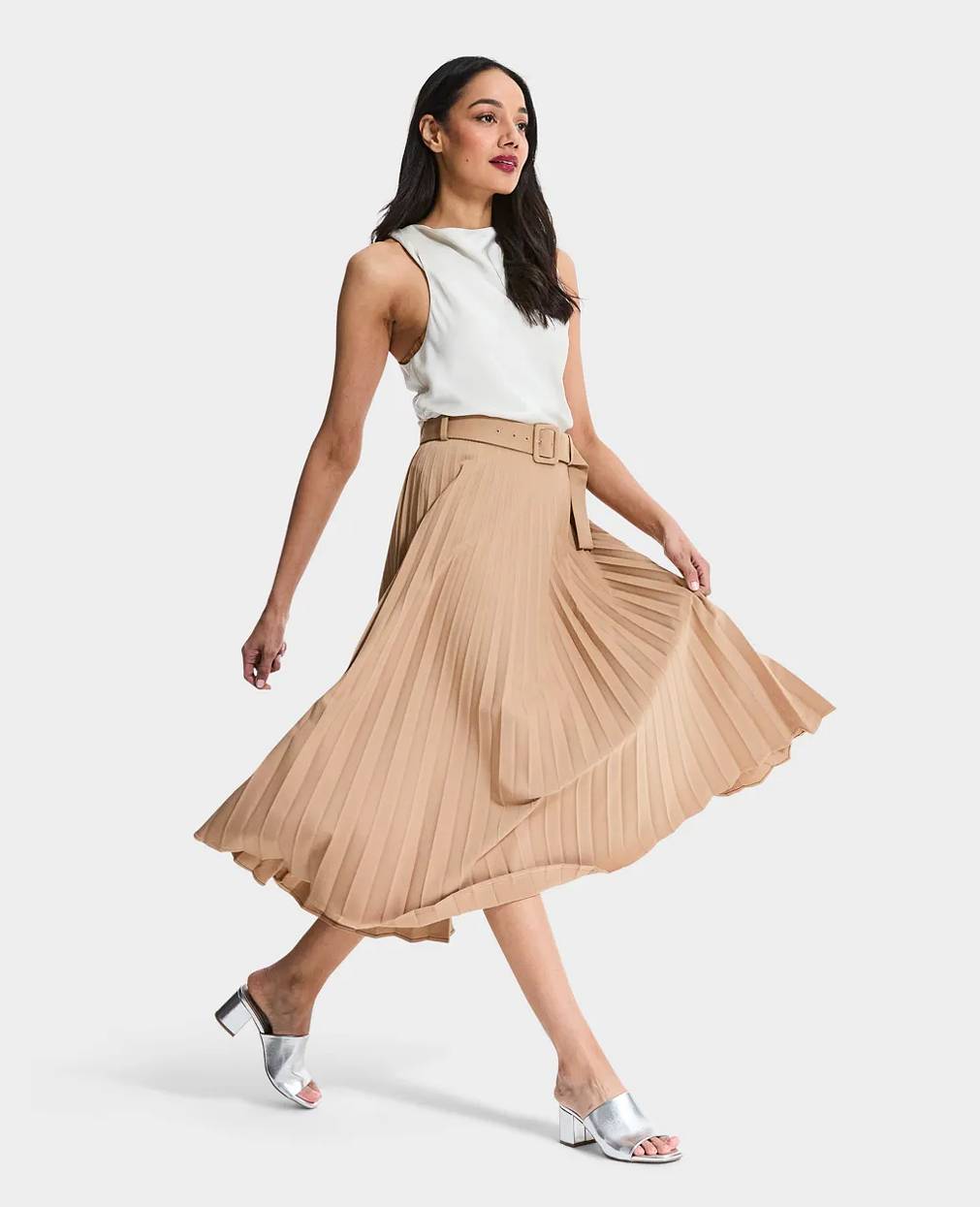 Mary Jane: Shop Online & Save | The Shoe Co.